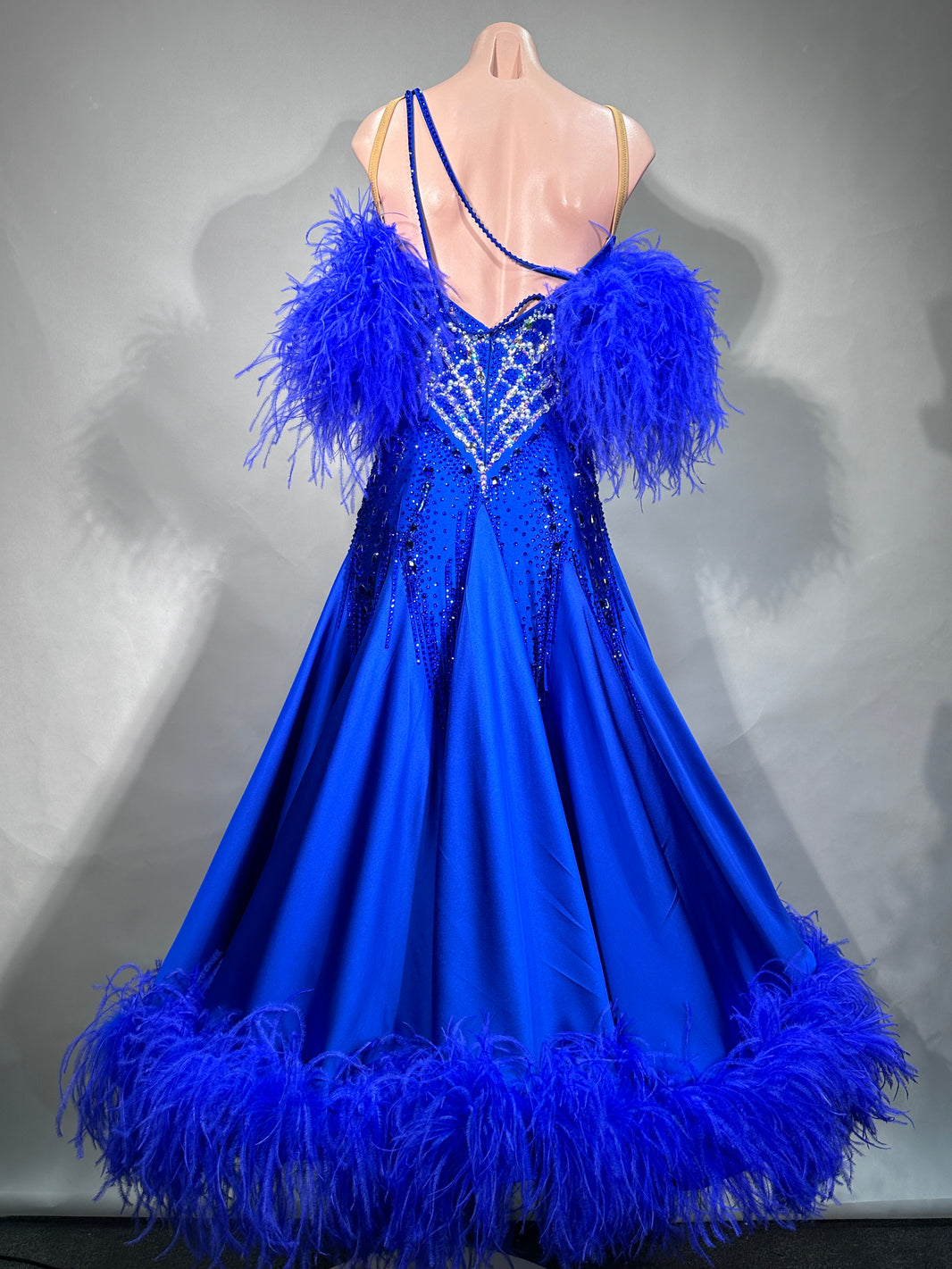 WOMEN BALLROOM COSTUME – Mine·Jas